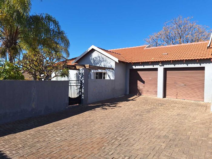 North Riding properties to rent