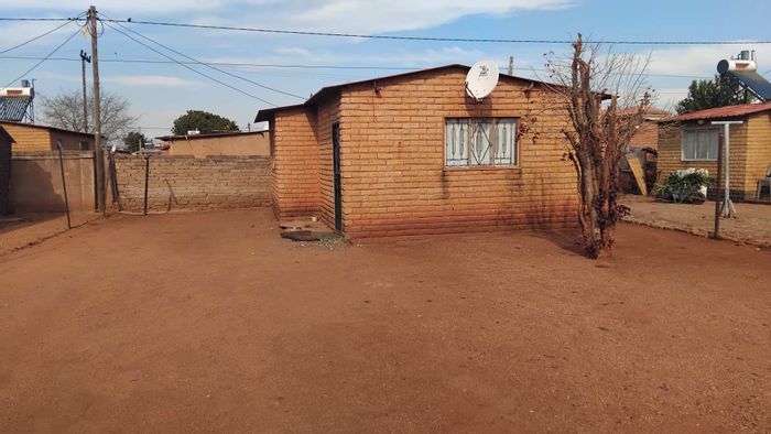 Properties for sale in Ga-rankuwa - view houses and residential land