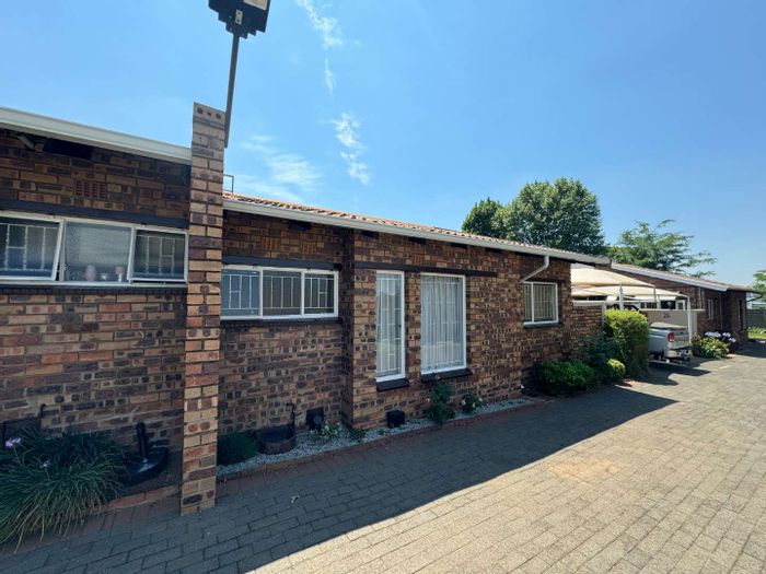 Residential properties for sale in Brackenhurst