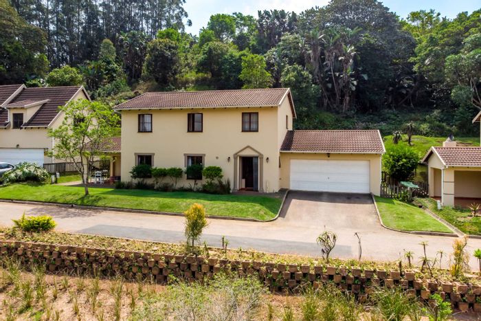 Properties for sale in Gillitts, including townhouse