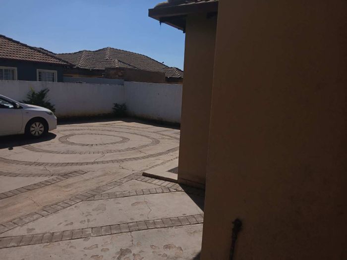 Residential properties for sale in Nellmapius