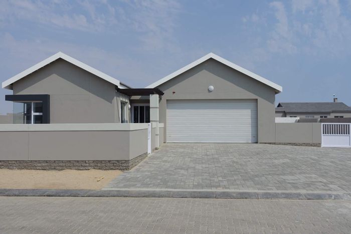 Properties for sale in Swakopmund Namibia | Luna Properties