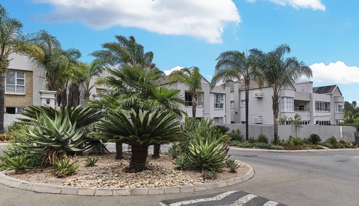 Roodepoort: 282 Residential properties for sale