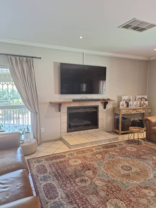 Home | Pieter Senekal