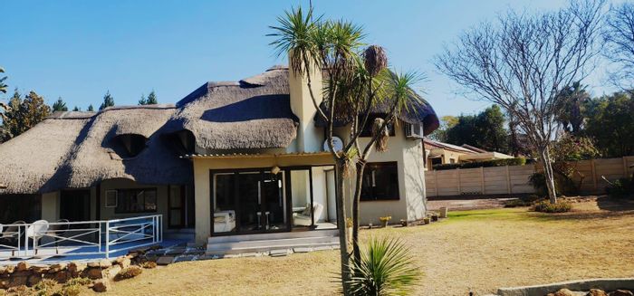 Houses for sale in Fourways