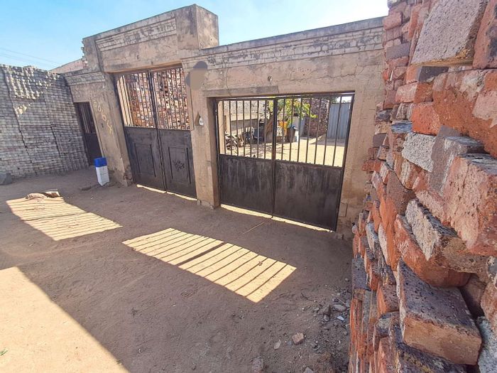 Houses for sale in Ivory Park