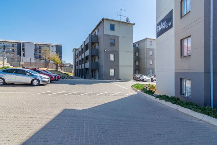 Properties for sale in Fleurhof - view apartments and houses