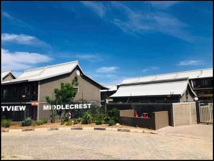 Rocky Crest Property: property and houses for sale in Rocky Crest ...