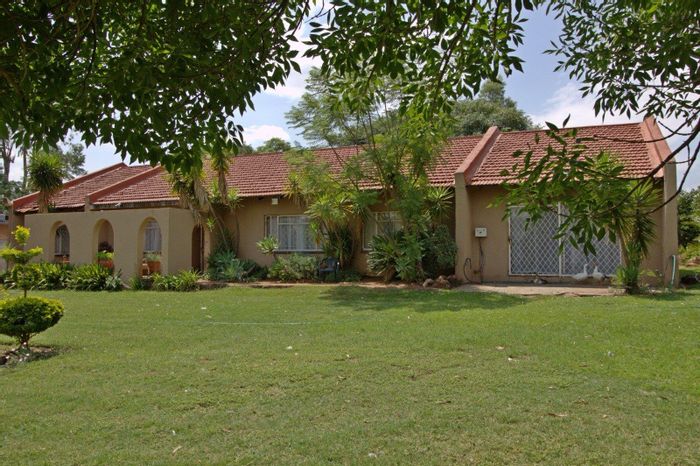 Pretoria Small Holdings for sale