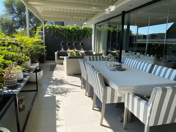 Home | Pieter Senekal