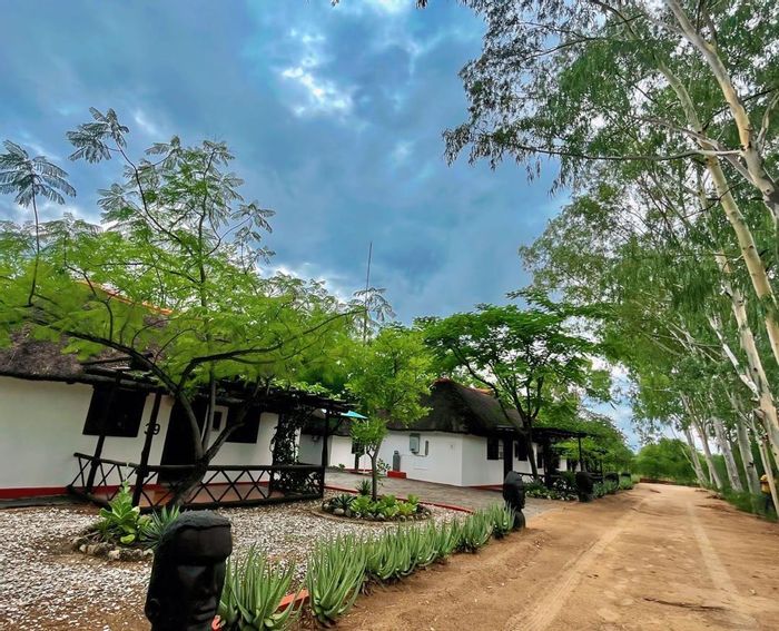 Properties for sale in Rundu - view lodge and houses