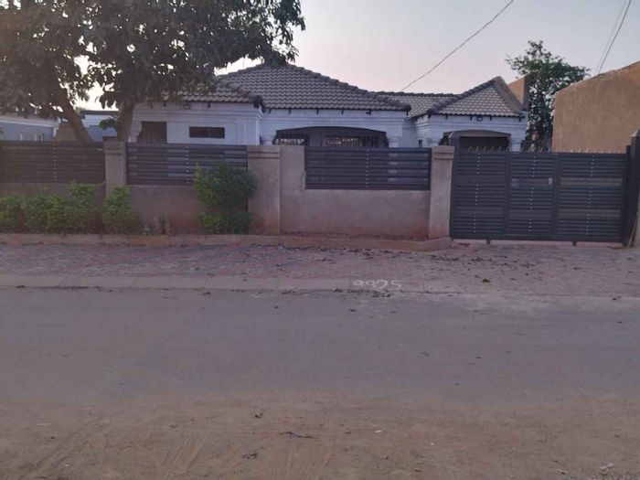 Houses for sale in Soshanguve