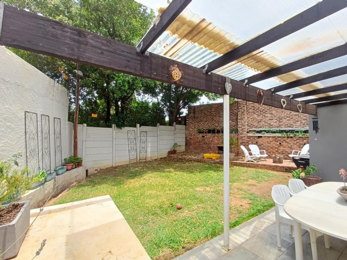 Cottages to rent in Randburg