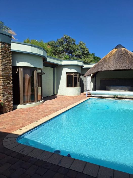 Home | Pieter Senekal