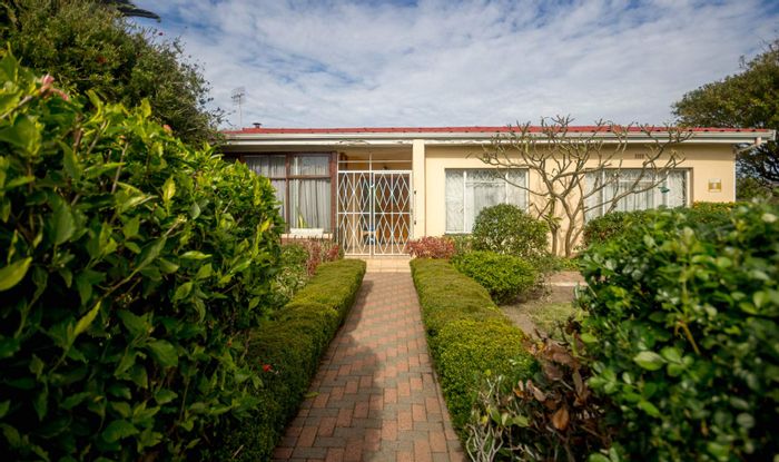 Houses for sale in Lotus River