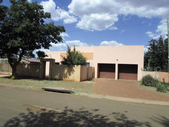 Properties for sale in Palm Ridge - view houses