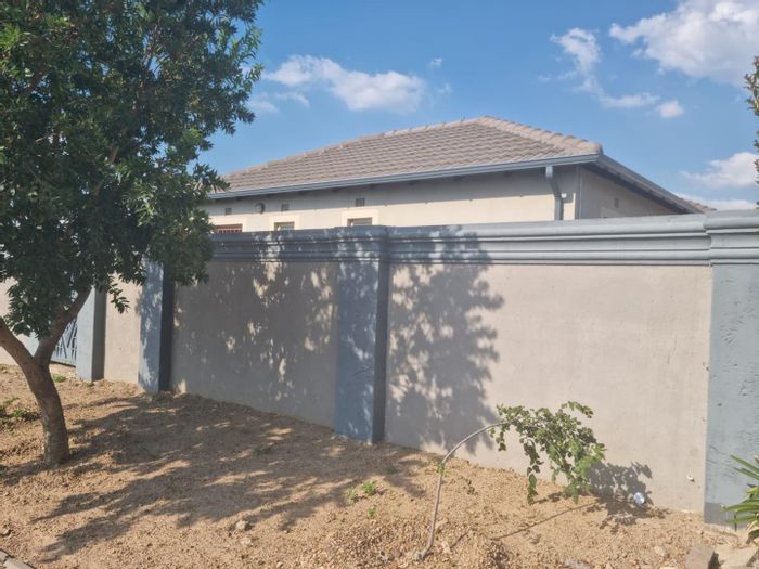 Riverside View properties for sale