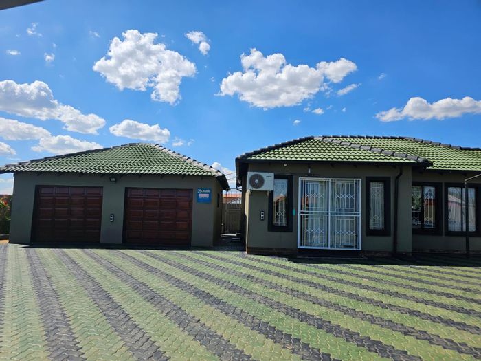 Kempton Park Houses for sale