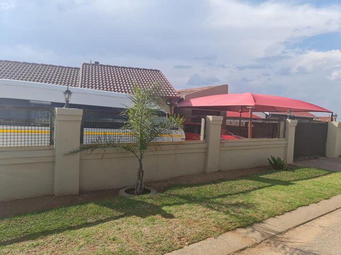 Vosloorus Residential properties for sale