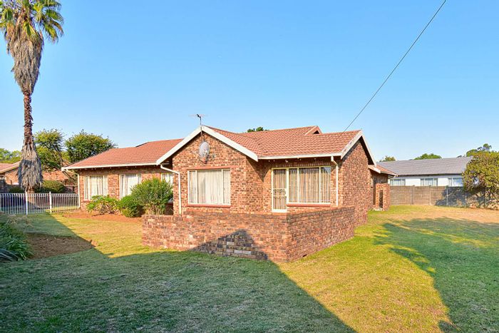 Crystal Park Houses for sale