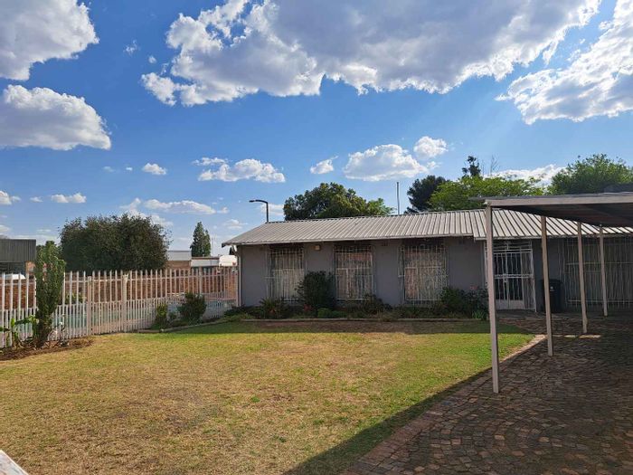 Residential properties for sale in Impala Park