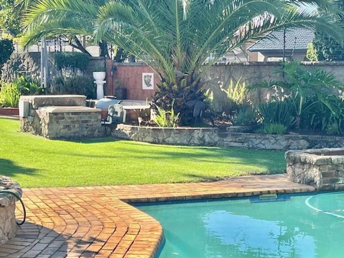 Van Dyk Park Houses for sale