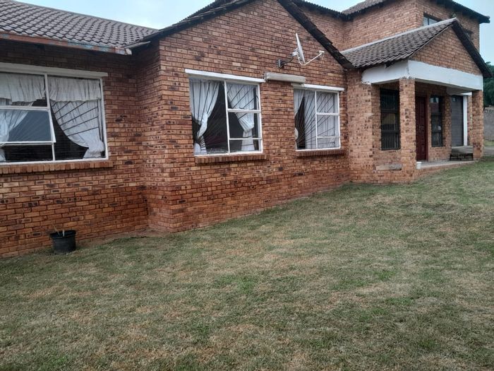 Residential properties for sale in Naturena