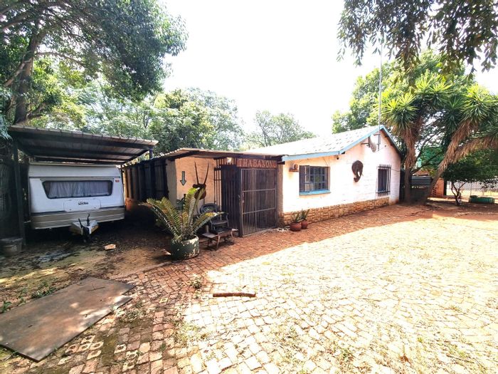 Pretoria: 70 Small Holdings for sale