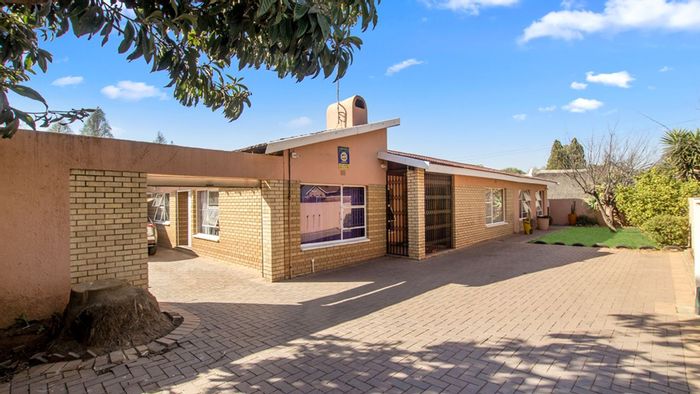 Houses for sale in Fleurhof