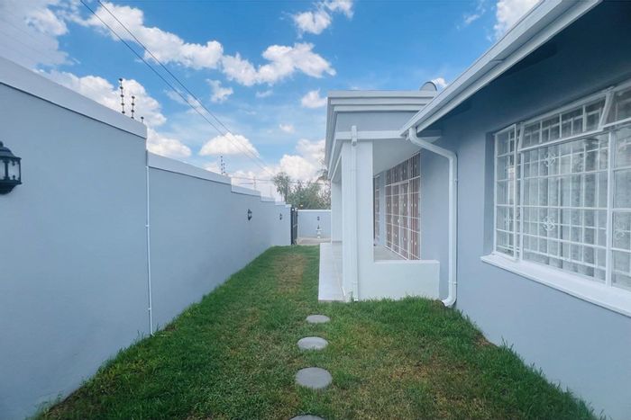 Houses for sale in Orange Grove