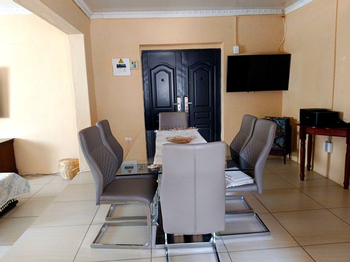 Houses for sale in Bendor